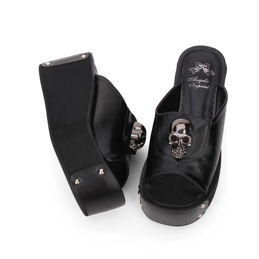 Gotische plateau slippers – zwart | Castle Gothic